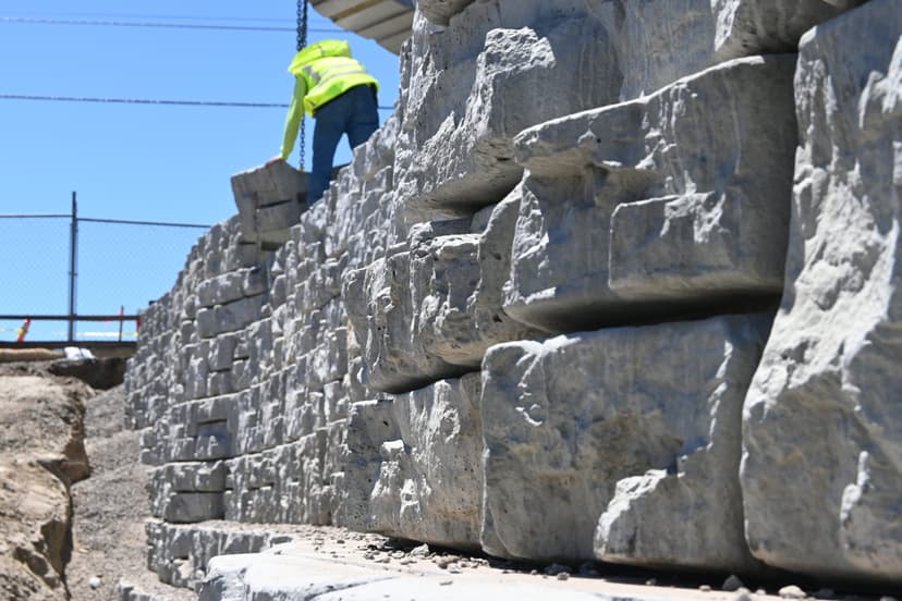 Redi-Rock Retaining Wall Level Sets New Hyatt Place | Jensen Infrastructure